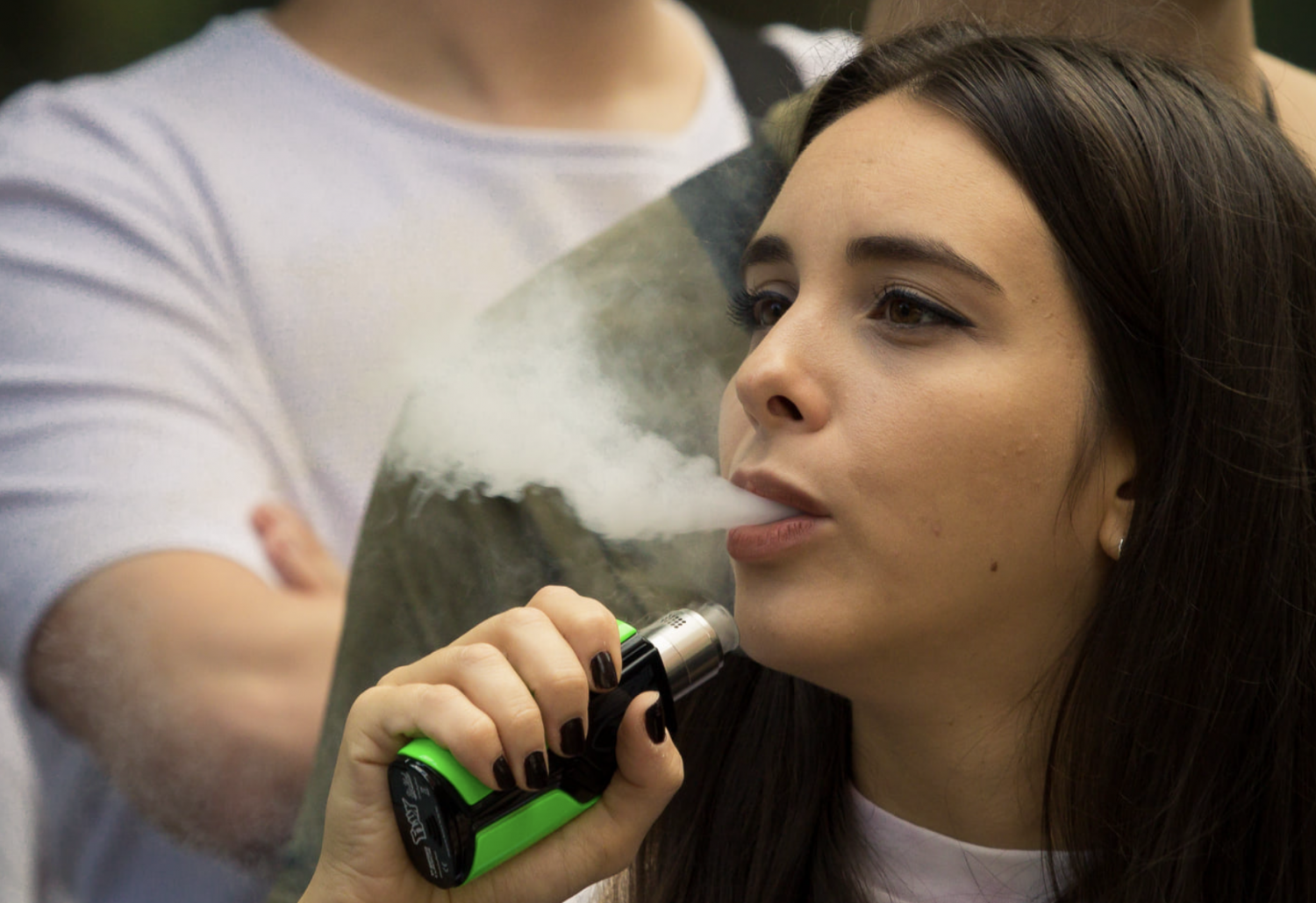 El vapeo, la alternativa que desbanca al tabaco tradicional - Fearless ...