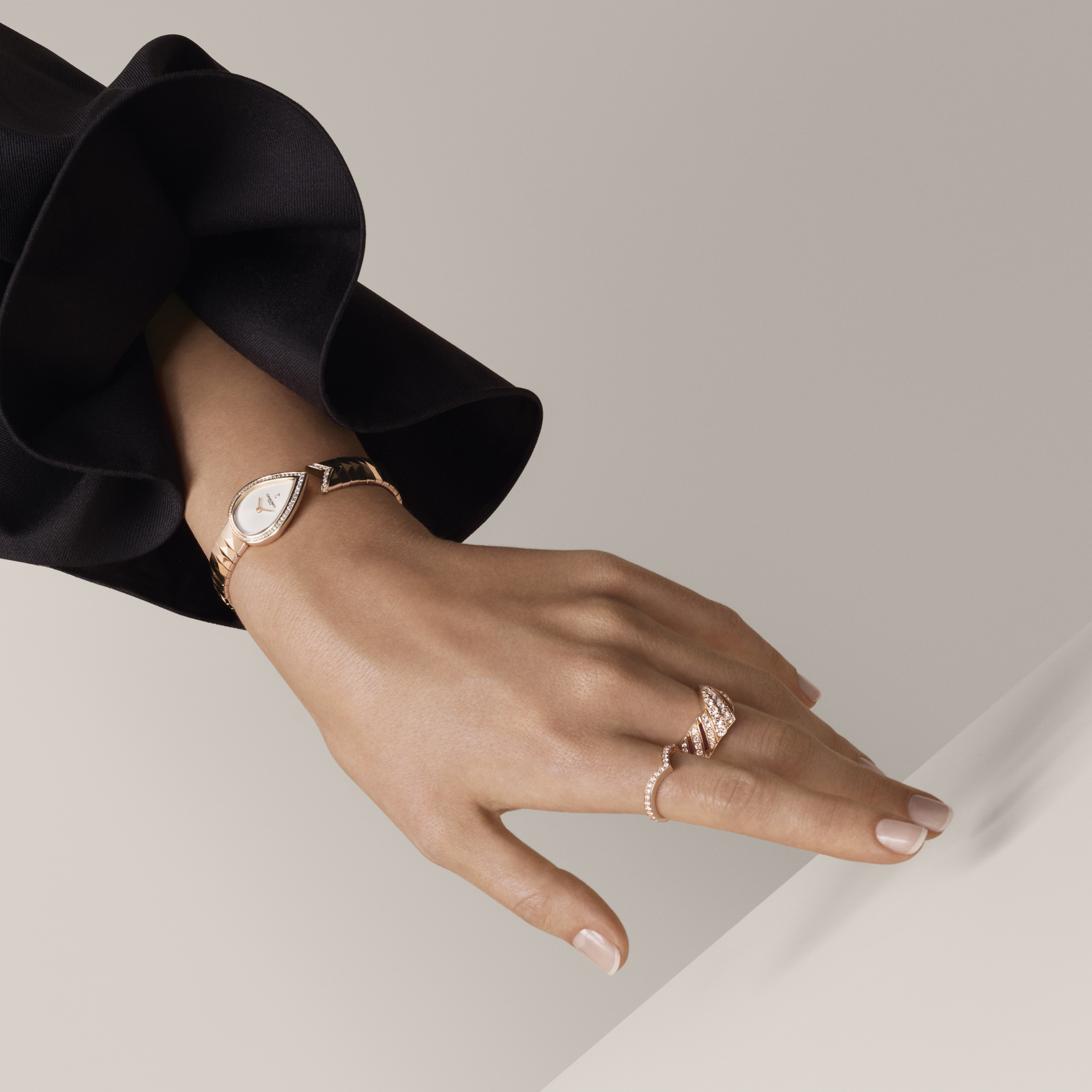 CHAUMET presenta la nueva línea de relojes Joséphine Aigrette ...